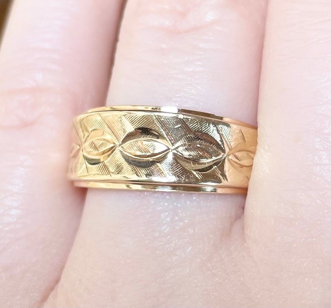Vintage Thick Gold Ring: Infinity Swirl Design Relief Etched Carved 14K ...