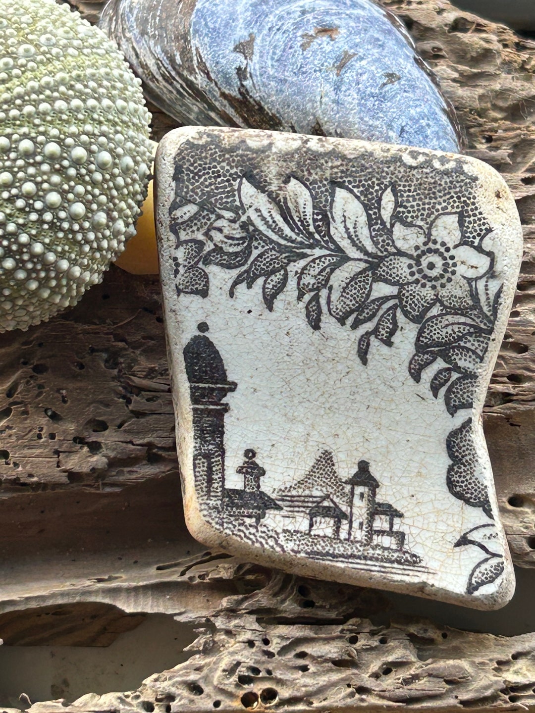 Scottish Sea Pottery. Brown Castle Scene Beautiful Little Collectors ...