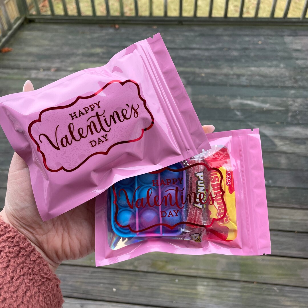 Individually Wrapped Valentine Pop It Favors - Classroom Gifts for Kids ...
