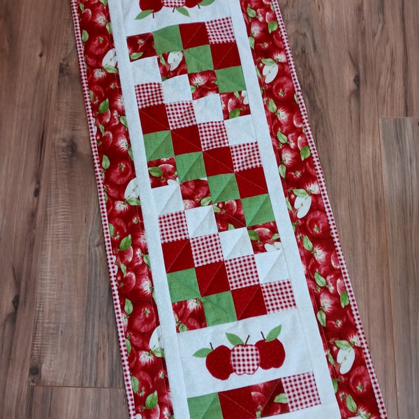 Apples Table Runner - Etsy