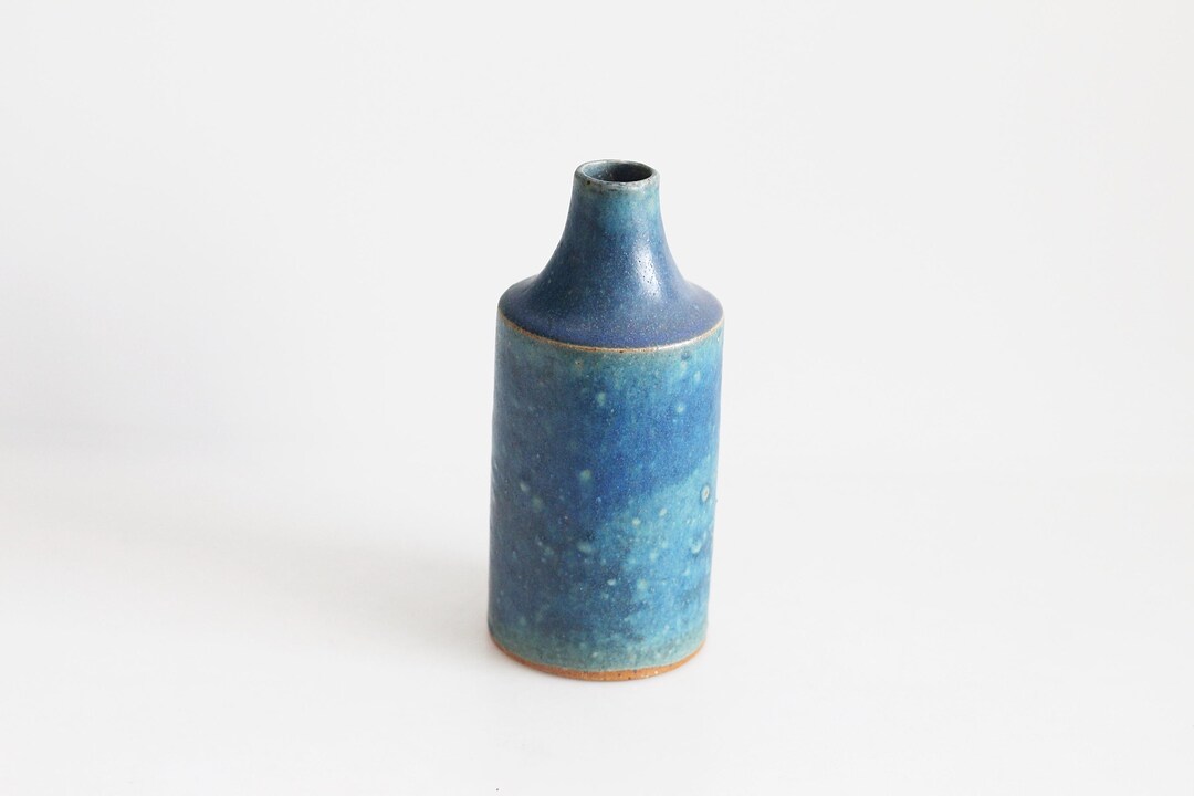 Stougaard, Peter and Anne: Bottleshaped Vase, Danish Ceramics, Svaneke ...