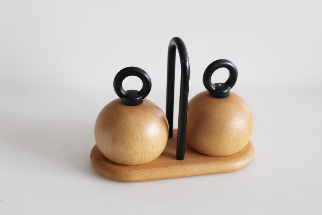 Nissen for Bodum: Salt & Pepper Mill, Modern Design, Table Design ...