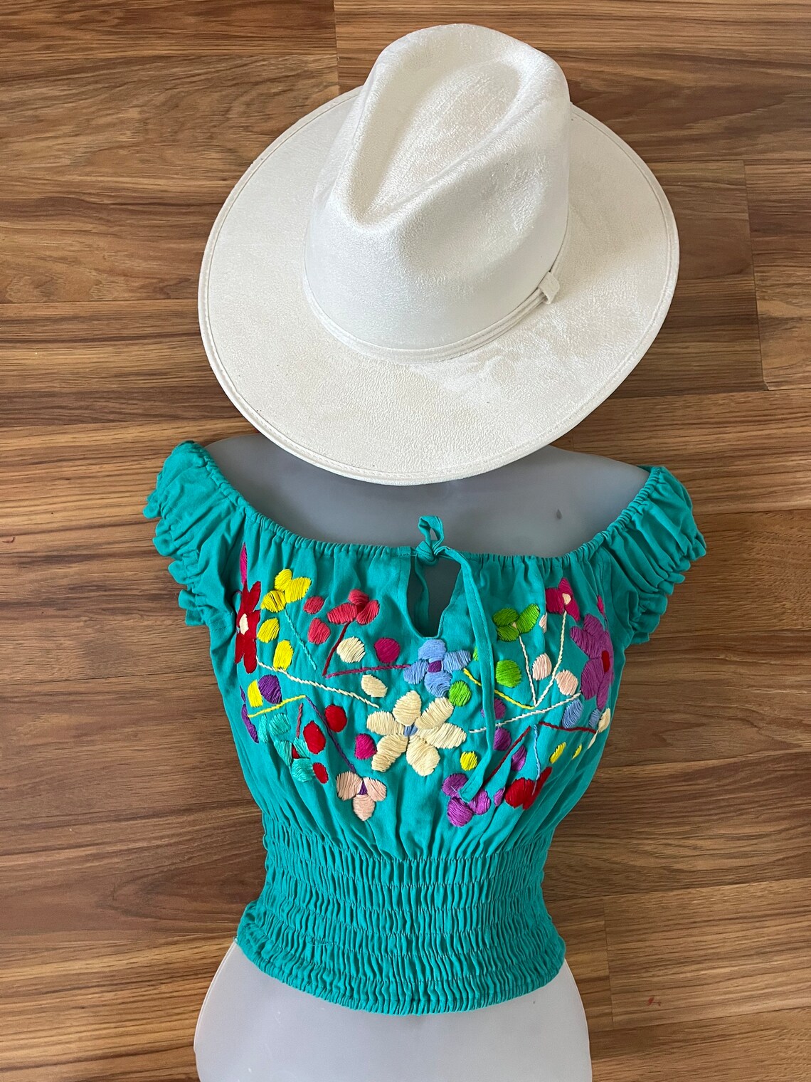 Hand Embroidered Crop Top - Etsy