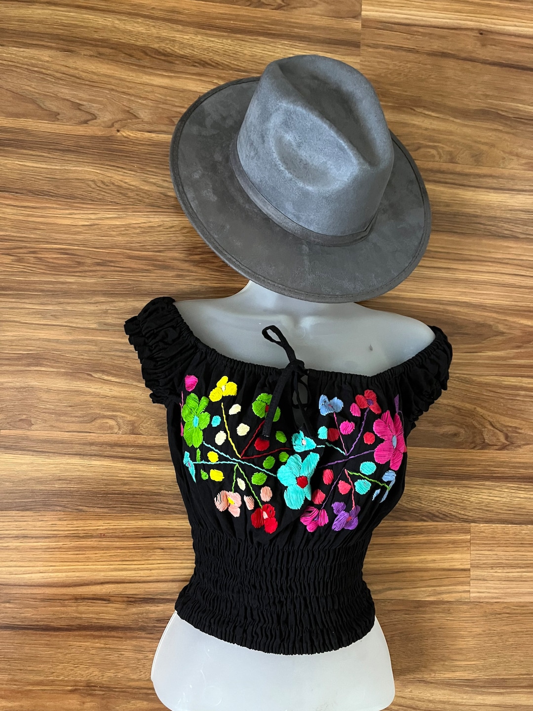 Hand Embroidered Crop Top - Etsy