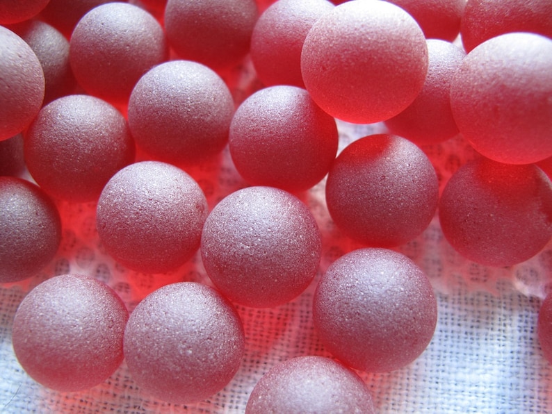 25 Pcs Deep Cinnamon Ruby Red Sea Glass Marbles, Balls 15.5mm Jewelry ...