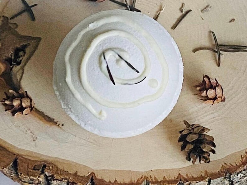 Honey Myrtle and Pine Herbal Butter Bath Bombs | Handmade With ...