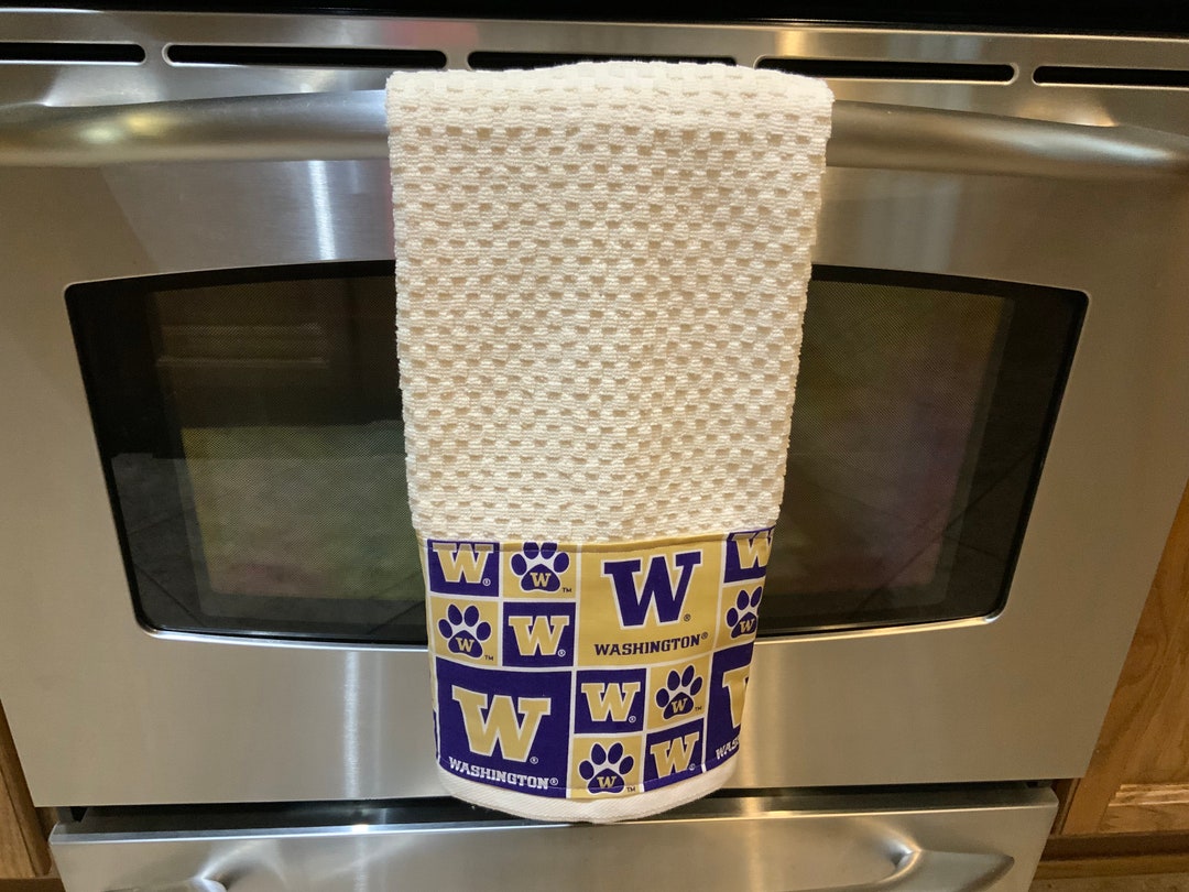 Washington Huskies Hand Towel, Washington Huskies, University of ...