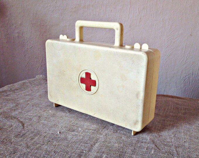 Soviet First Aid Box, Soviet Toy, Medicine Toys, Vintage Medical Box ...