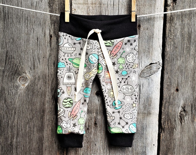 Alien ONESIE® / Roswell Alien Infant Creeper/ TWO Piece Outfit ...