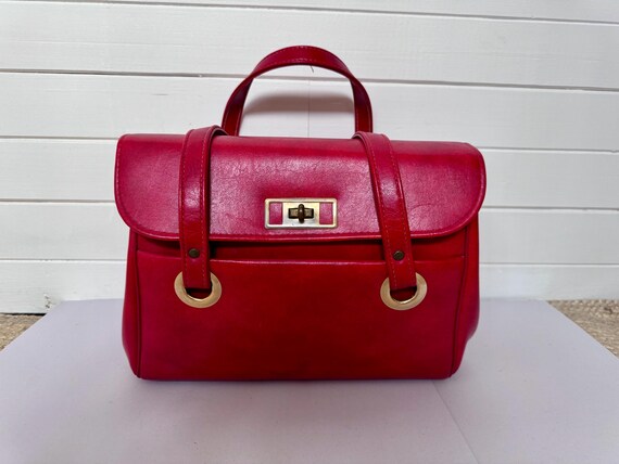 Vintage 1960s Red Vinyl Handbag - Gem