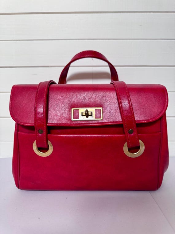 Vintage 1960s Red Vinyl Handbag - Gem