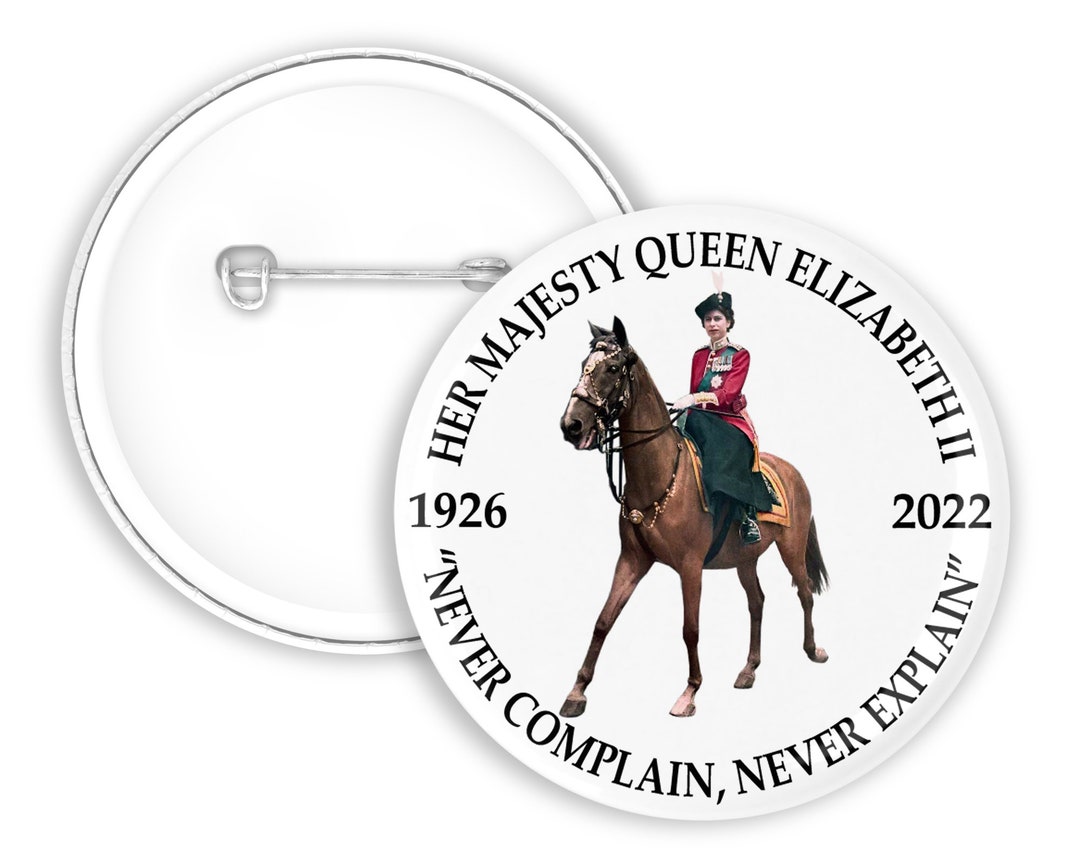 Commemorative Queen Elizabeth II on Horse Pinback Button 58mm (2.28 ...