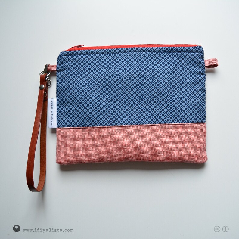 Padded Pouch Made With Japanese Fabrics. Strap Made of Real Leather ...