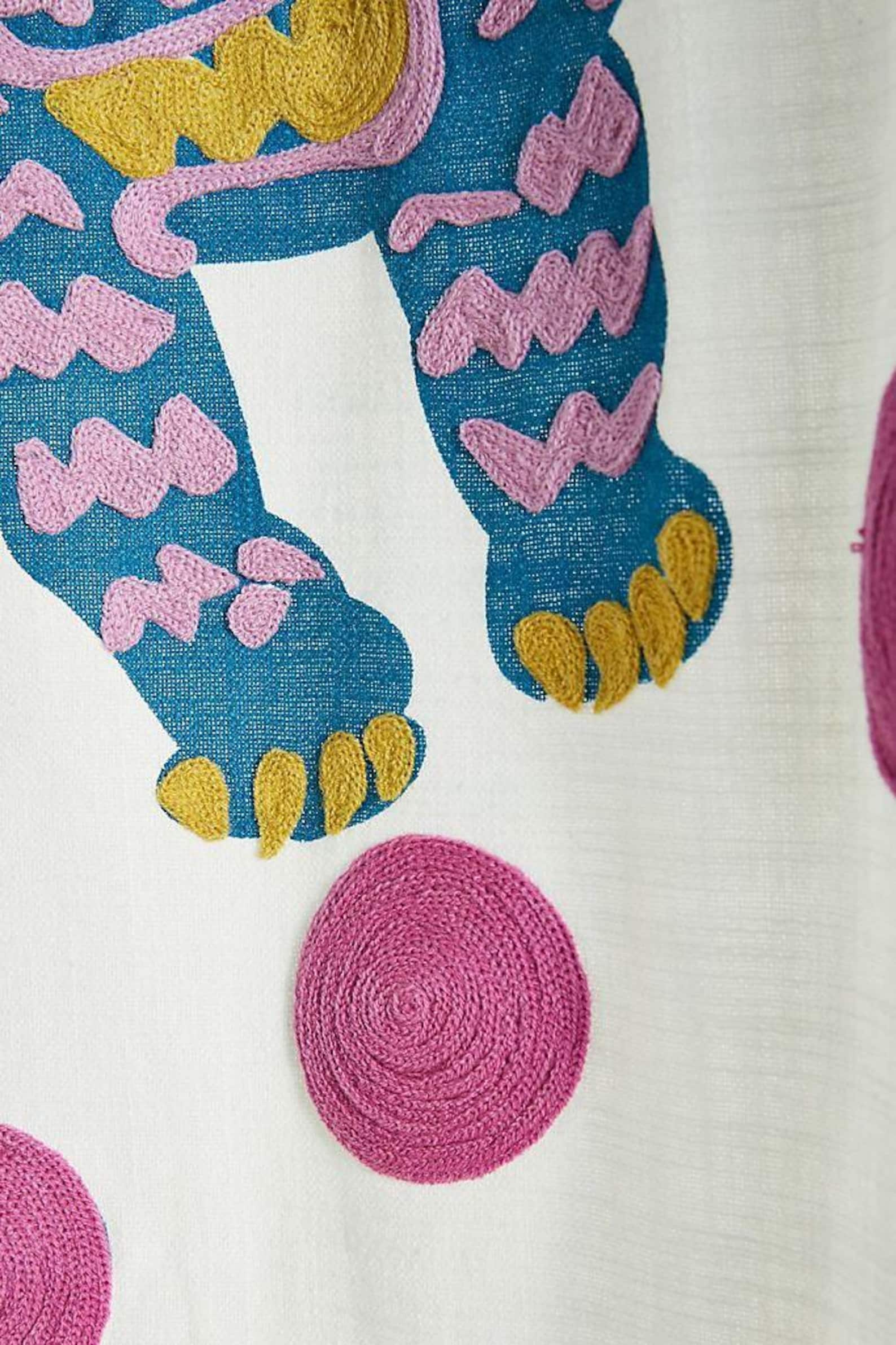 6 Yards-hand-embroidered Curtains: Tiger Design-crewelwork - Etsy