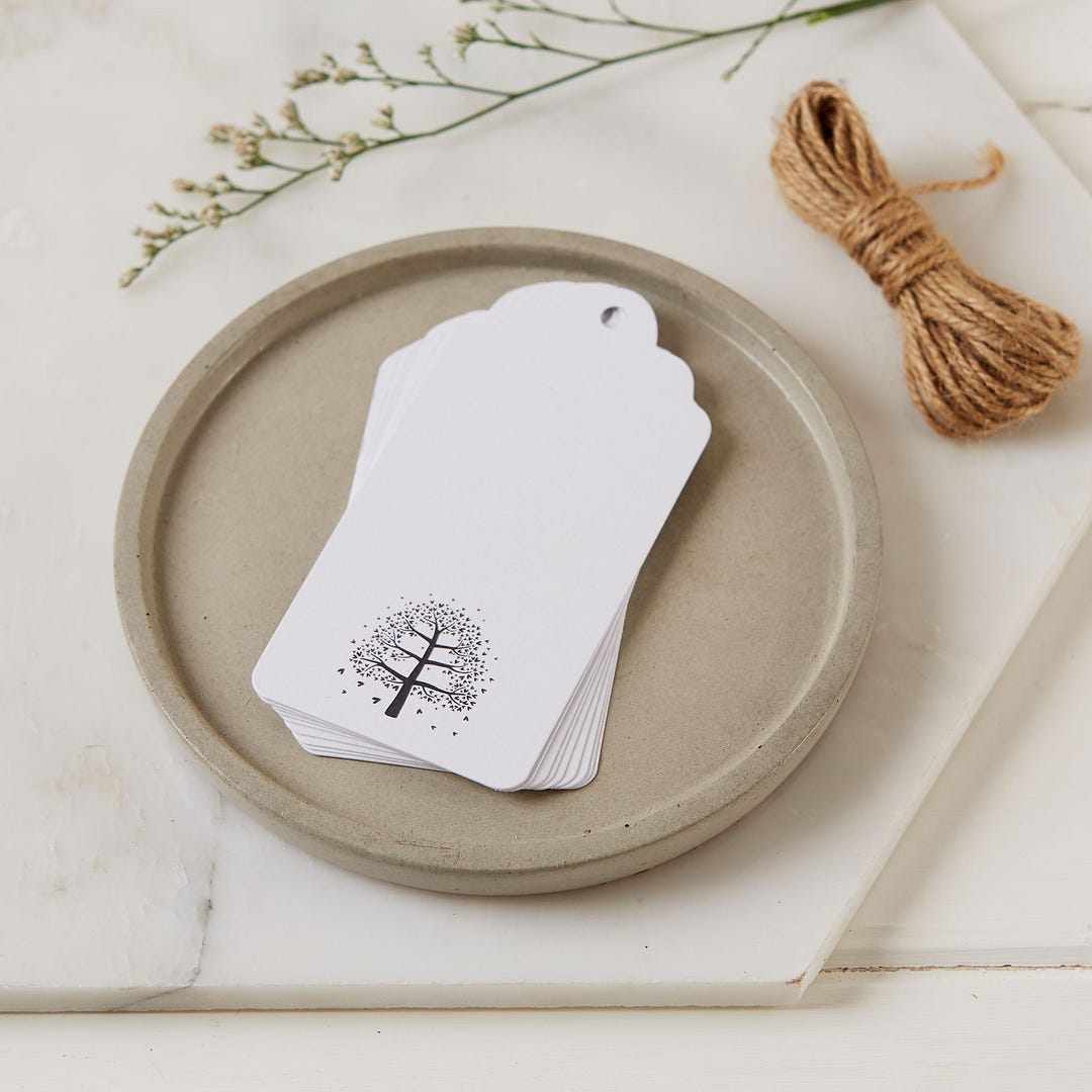 25 White Memory Tree Message Tags - Funeral, Remembrance, Celebration ...