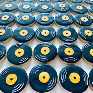 Music Forever Mini Music Notes and Vinyl Record Sugar Cookies. Music ...