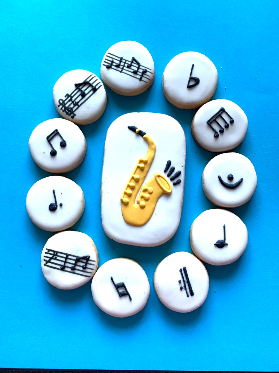 Saxophone and Drum Cookies, Music Notes Cookies, Orchestra, Band ...
