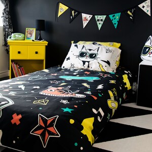 Duvet Cover - PUNK - Colors/black - Etsy
