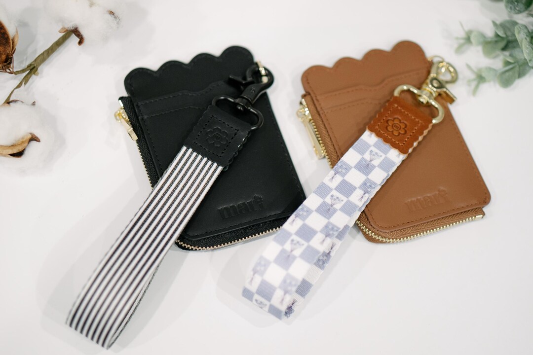 Leather Keychain Wallet With Wrist Lanyard – RFID Slim Zipper Wallet ...