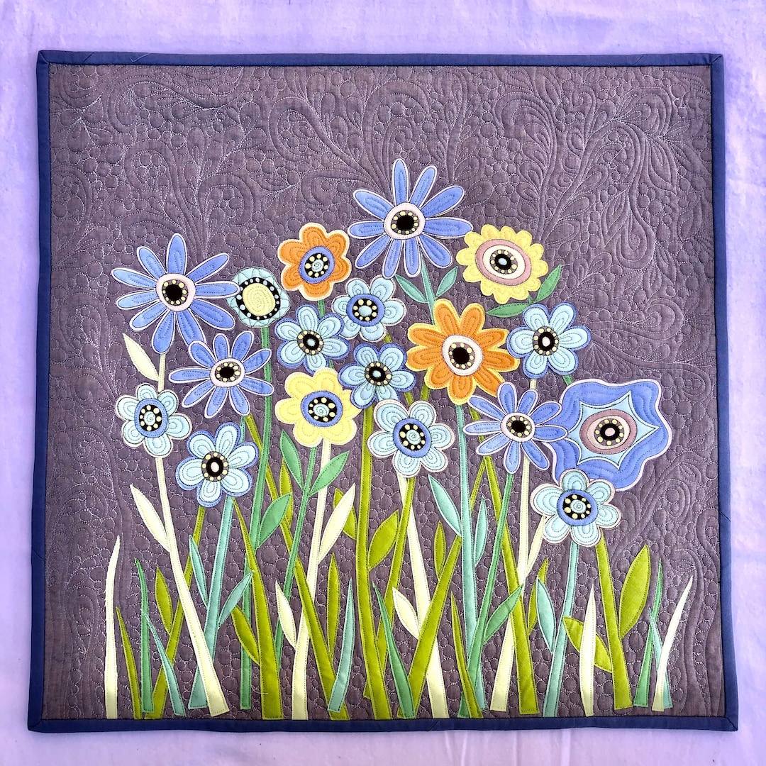 Spring Garden Wall Quilt - Etsy