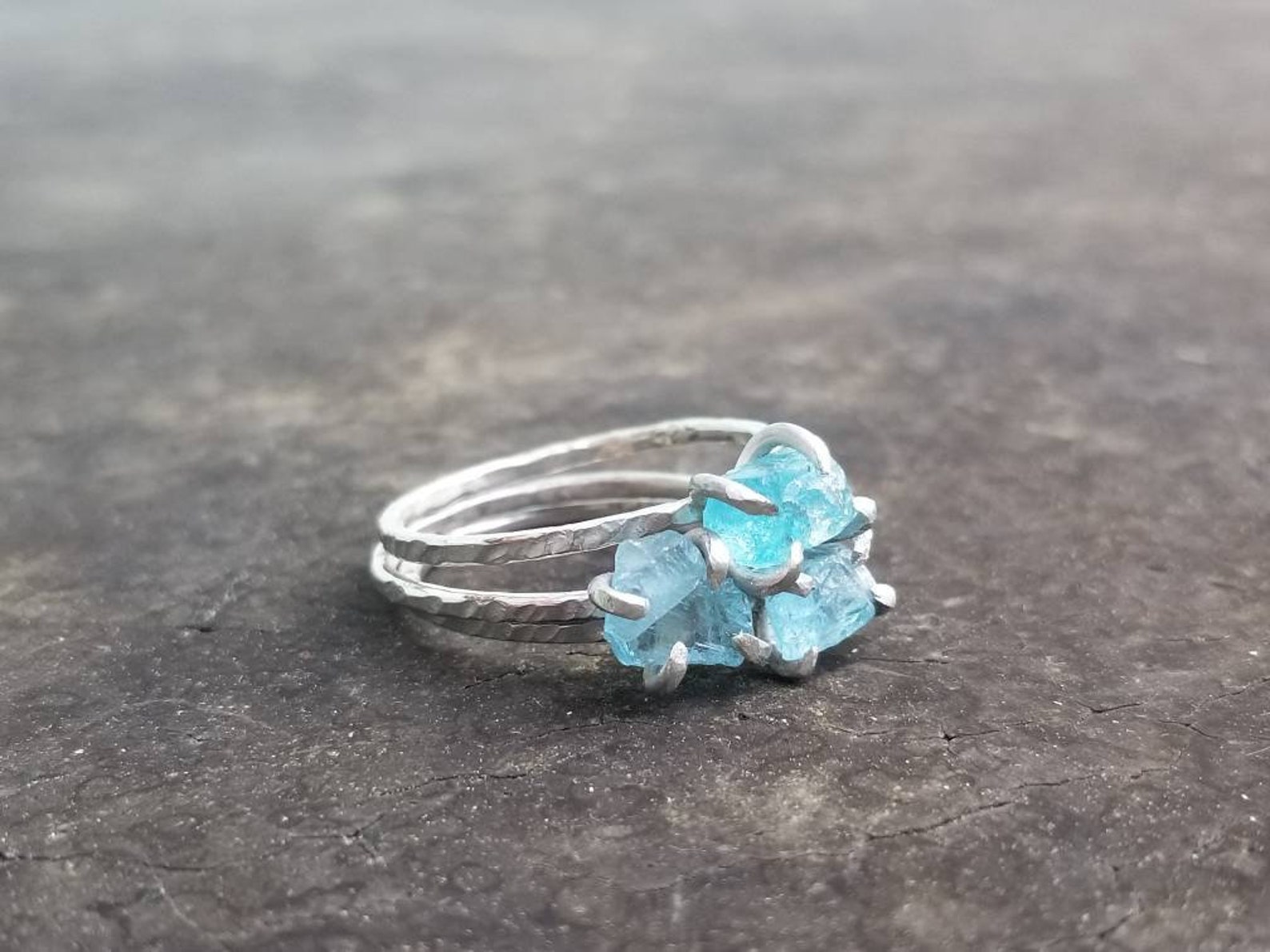 Raw Stone Ring Set of 3 Raw Apatite Ring Rough Stone Ring Set - Etsy