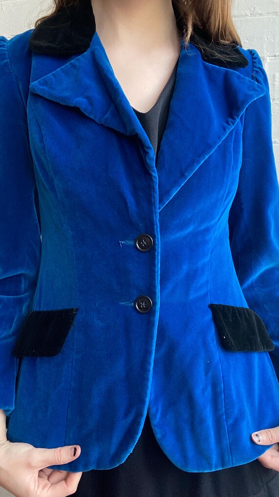 1970s 70s Beautiful Blue Velvet Blazer - Small - Gem