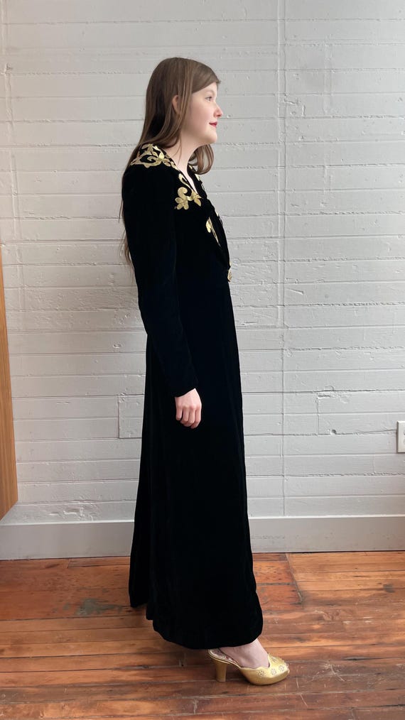 1940s 40s Silk Velvet Opera Coat with Gold Details - … - Gem