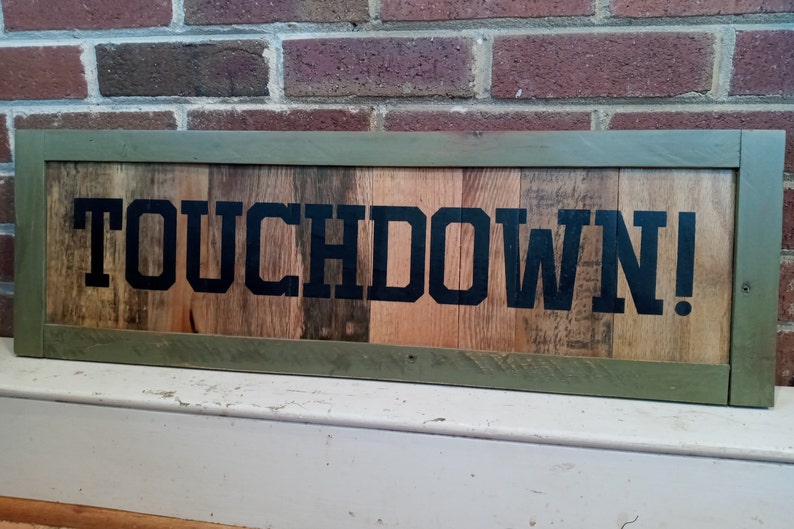 Touchdown Pallet Wood Sign - Etsy
