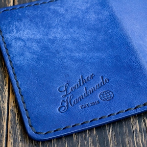 Personalized Leather Premium Leather Driver License Holder - A Sleek ...