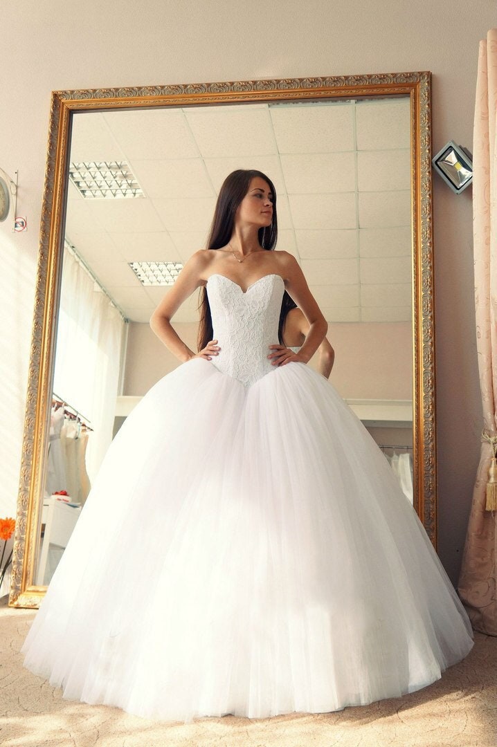 Poofy Ball Gown Wedding Dresses