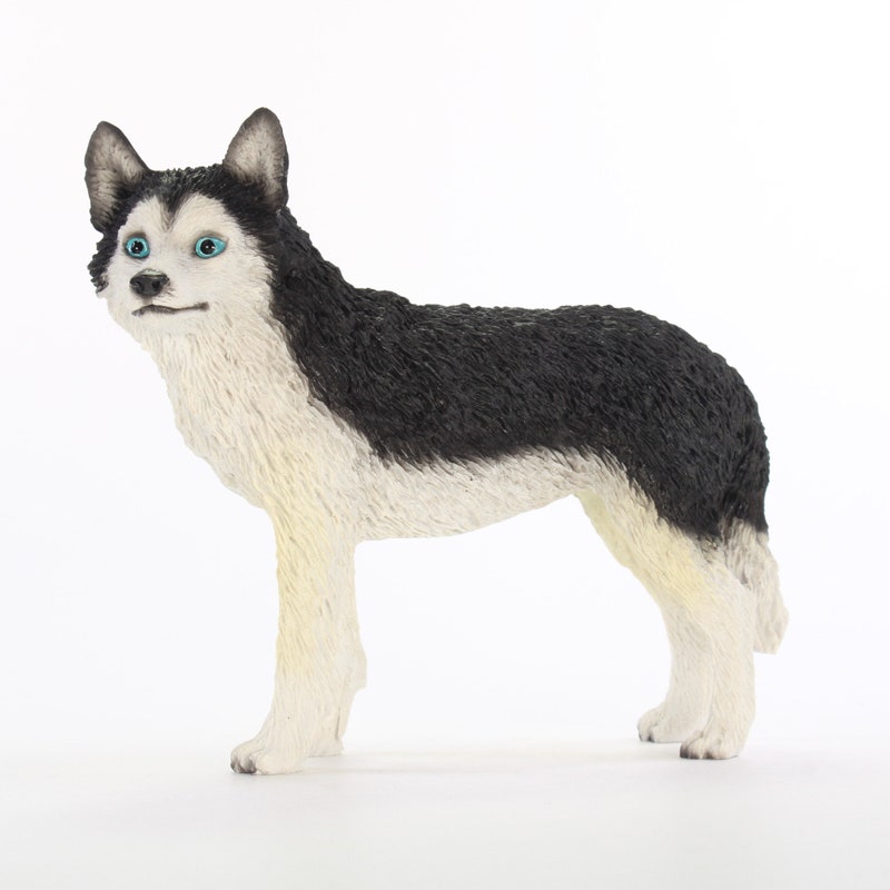 Siberian Husky Figurine - Etsy