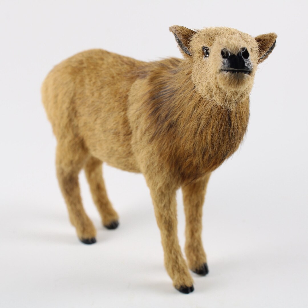 ELK FUR FIGURINE Realistic Handmade Figurine - Etsy