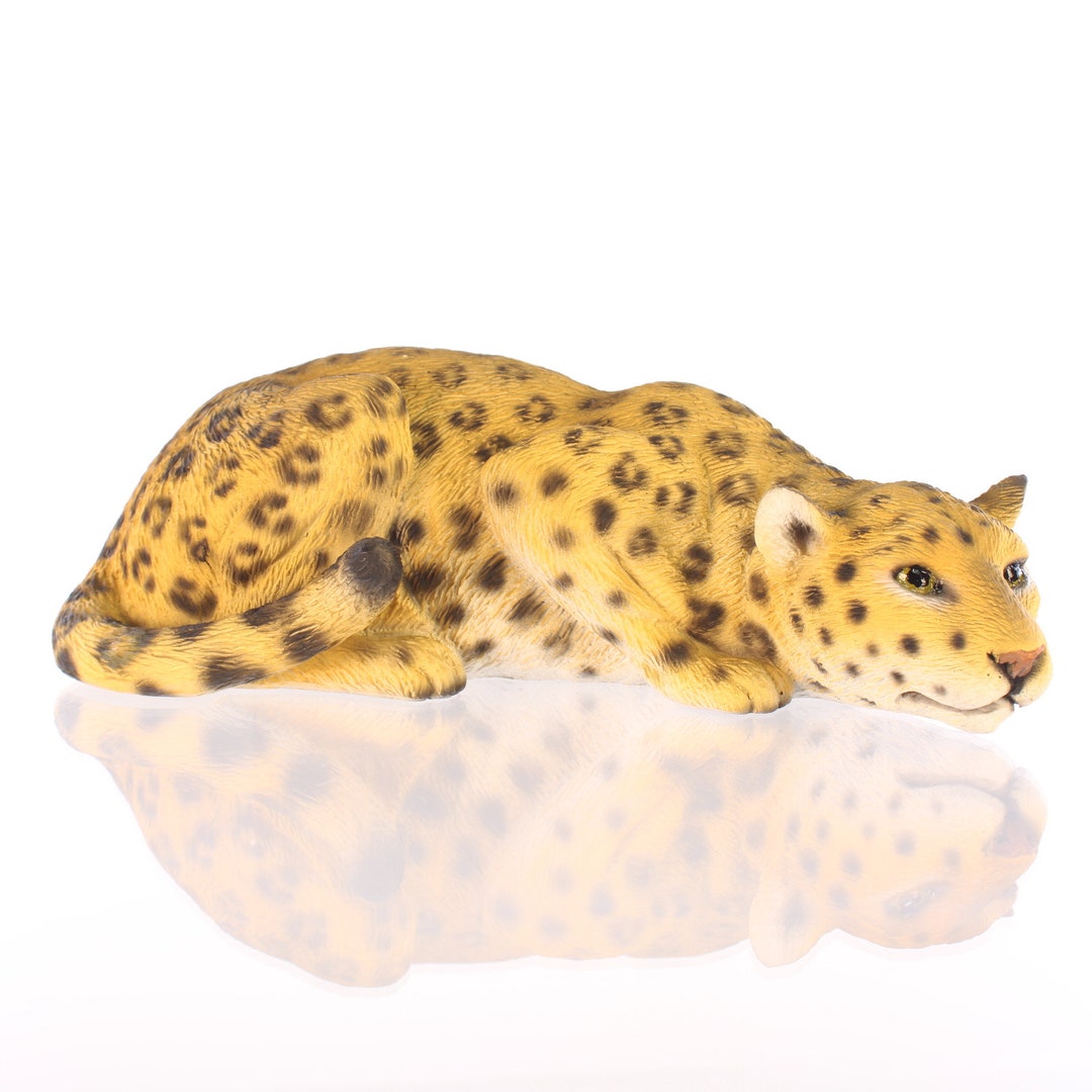 Leopard Standard Figurine - Etsy