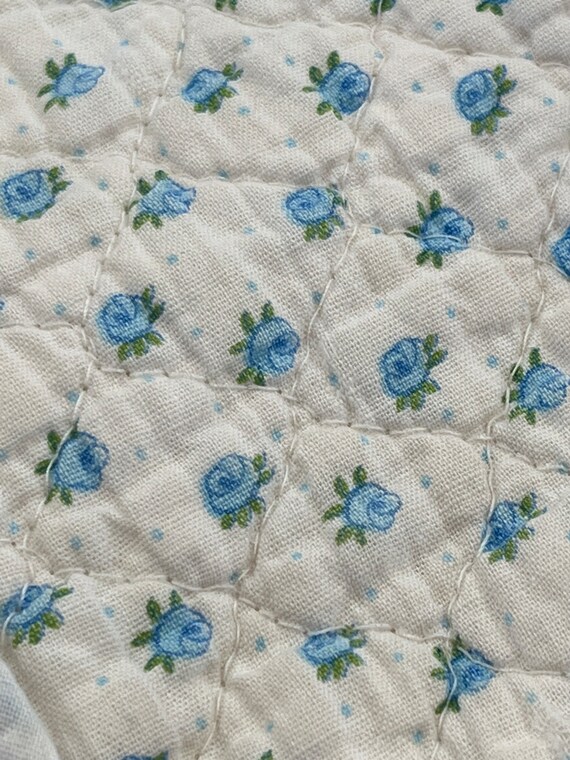 Vintage 1967 Girls Quilted Bathrobe Blue Rose Pattern… - Gem