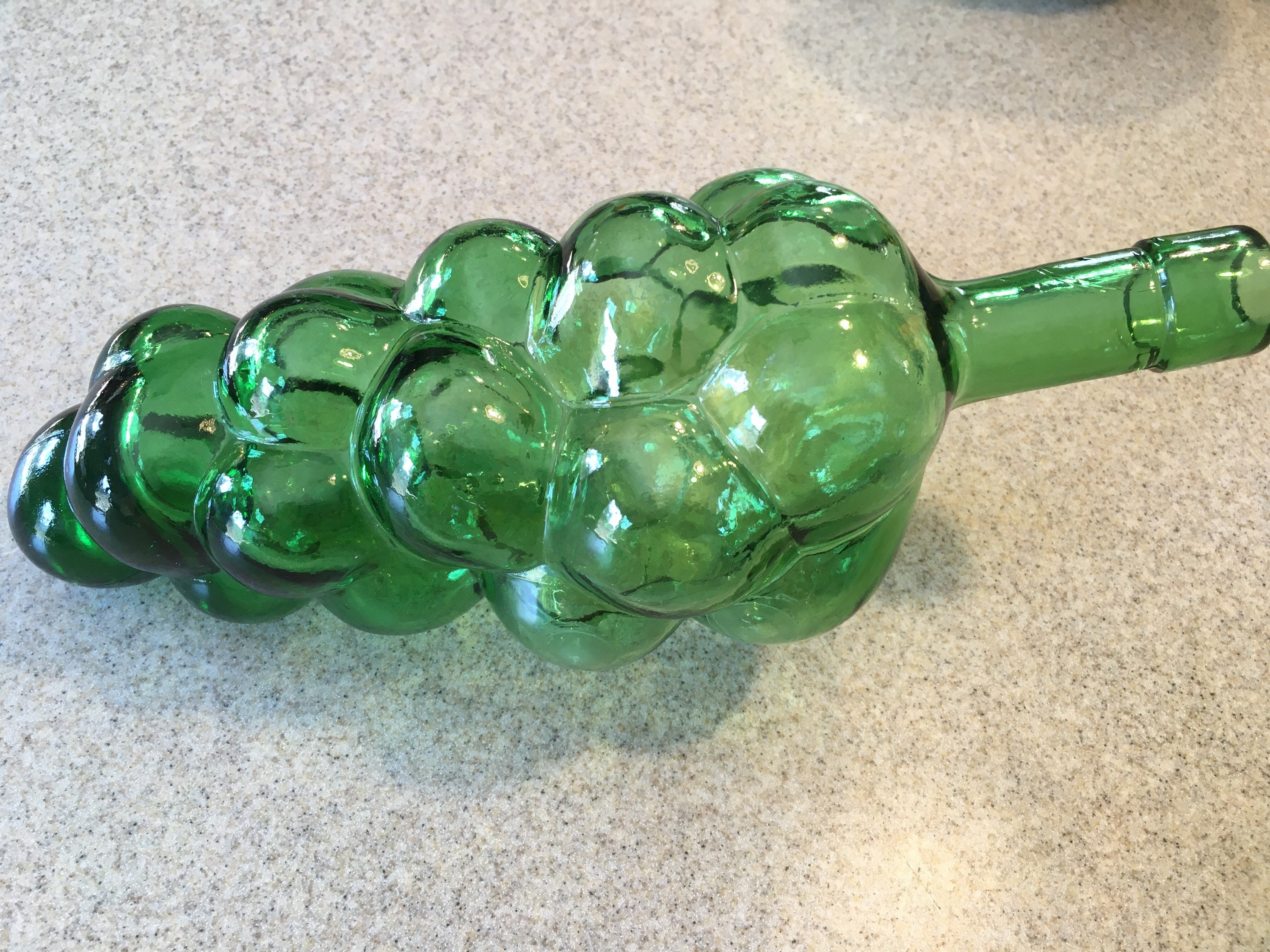Vintage Emerald Green Cluster of Grapes Torpedo Type Wine - Etsy