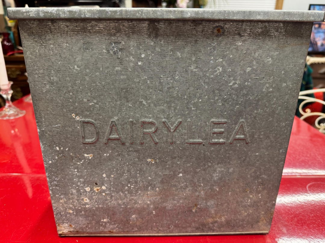 Vintage Milkman Galvanized Dairylea Milk Porch Box Delivery Milk Bottle ...