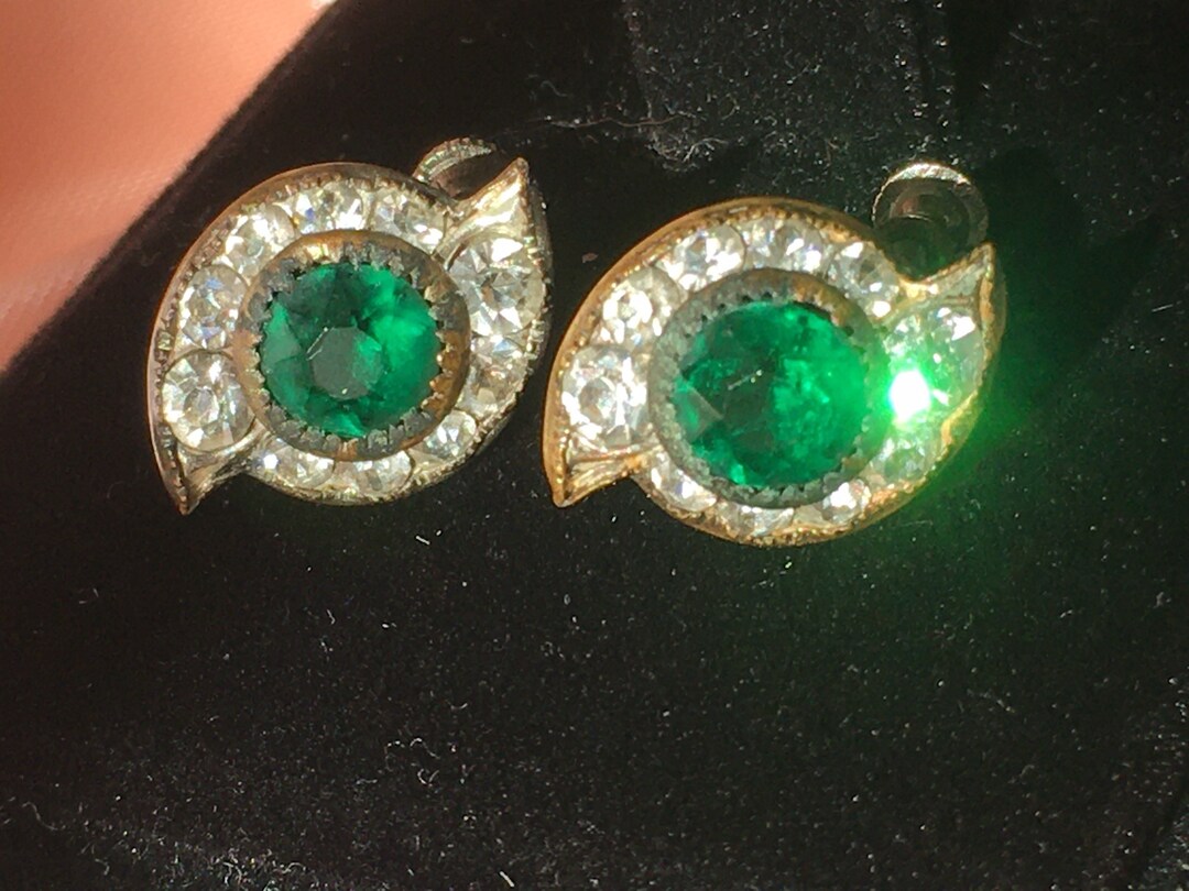 Vintage Emerald Green And Rhinestone Gold Screw Back Earrings Etsy