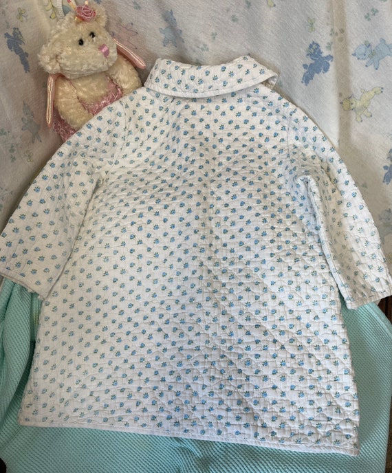 Vintage 1967 Girls Quilted Bathrobe Blue Rose Pattern… - Gem