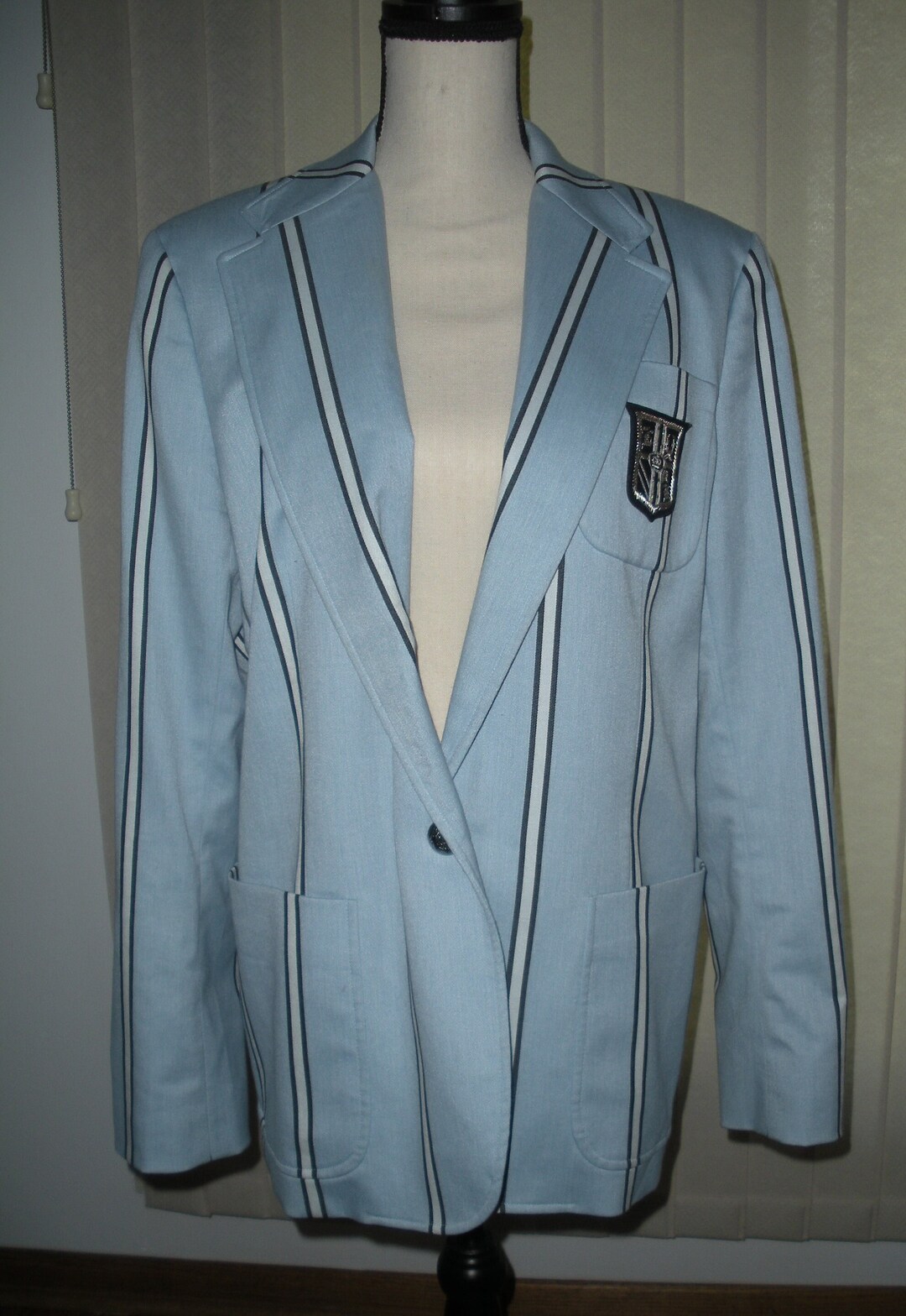 Vintage Ralph Lauren Blazer 3D Crest Light Blue and Navy and White ...