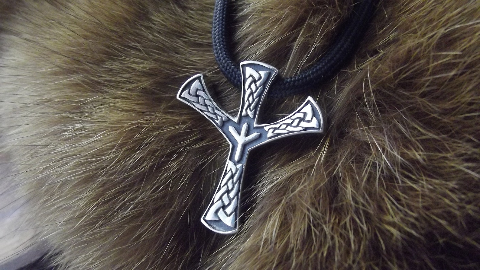 Algiz Rune Pendant Silver Viking Jewelry Celtic Jewelry | Etsy