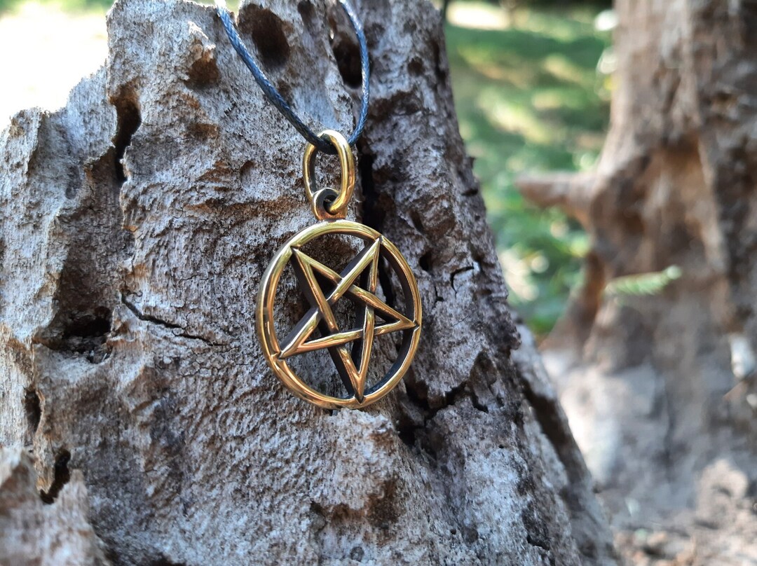 Inverted Pentagram Pendant, Wiccan Jewelry, Witchcraft Necklace, Pagan ...
