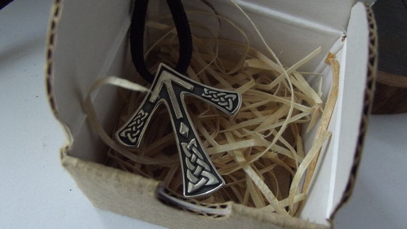 Tyr Rune Pendant Silver Viking Amulet Tiwaz Rune Pendant - Etsy