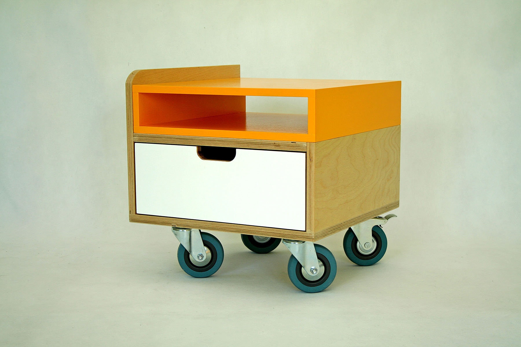 Bedside table on castors store