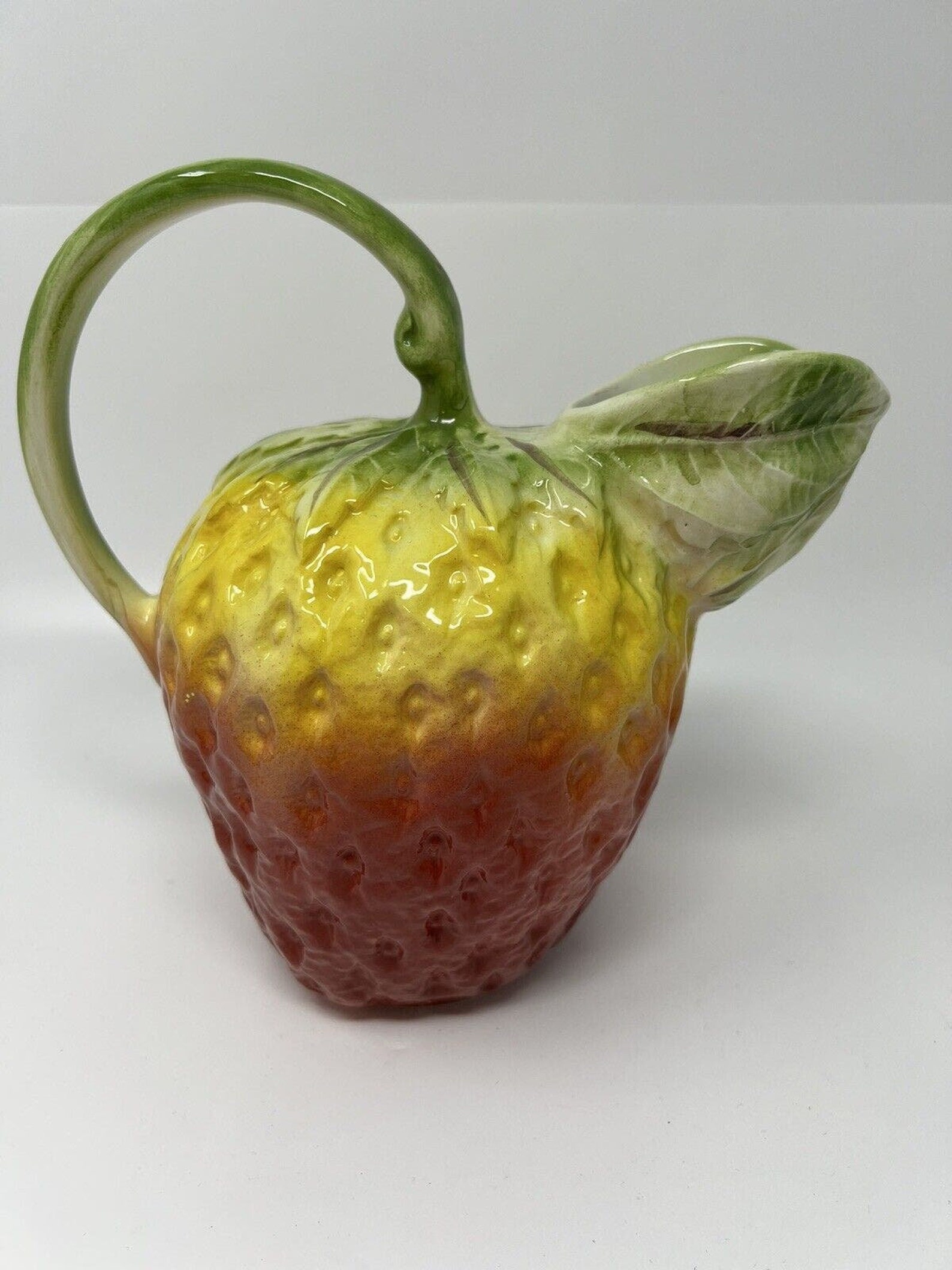 Vtg Strawberry Water Majolica Pitcher Main Course Bloomingdales Made in ...