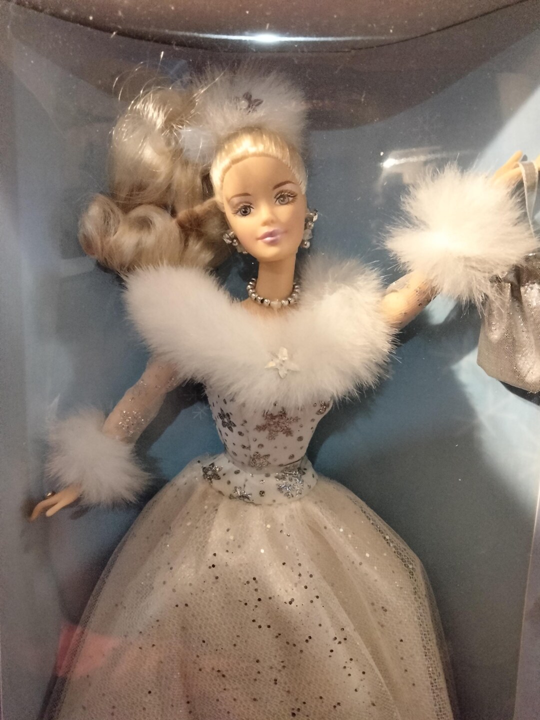 Mattel Winter's Reflection Barbie, Still in Original Box! - Etsy