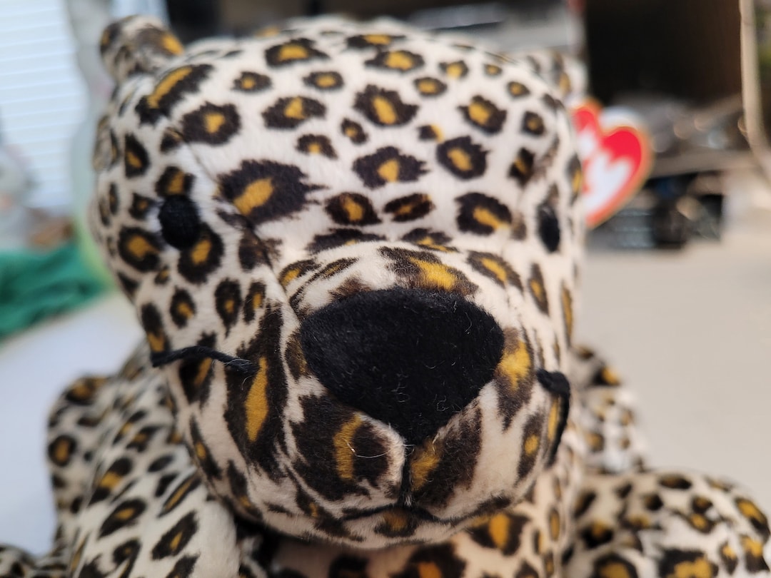 Ty Pillow Pals Speckles the Spotted Leopard, With Green Ribbon Around ...