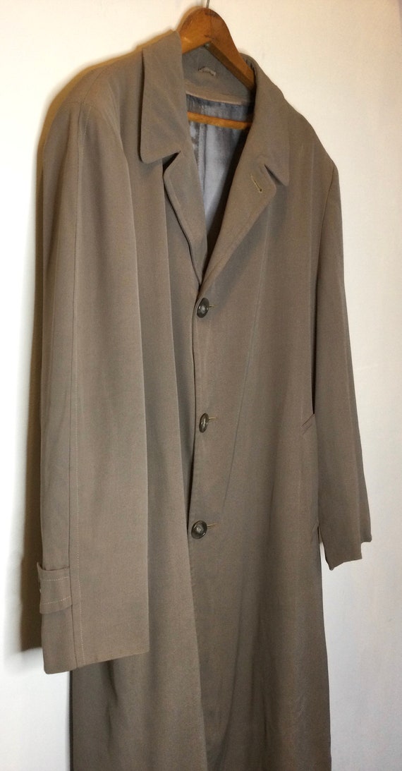 1960s Brown Gabardine Overcoat by Robert Hall Mens Mac - Gem