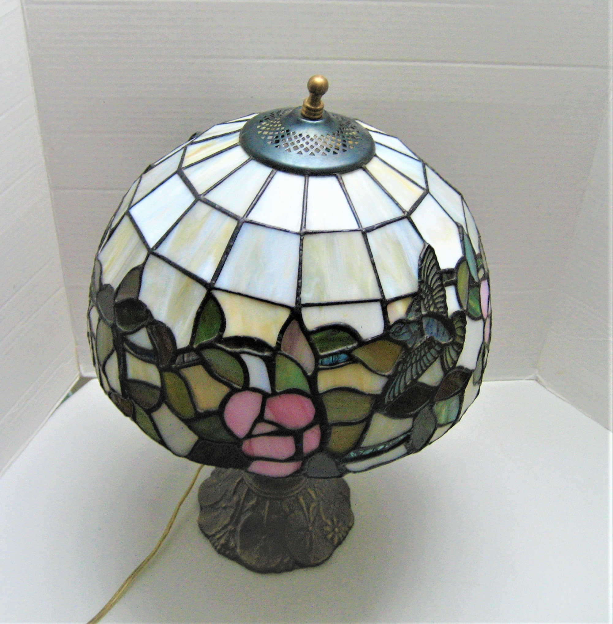 Tiffany Style Stained Glass Lamp, Hummingbird & Floral Umbrella Shape ...