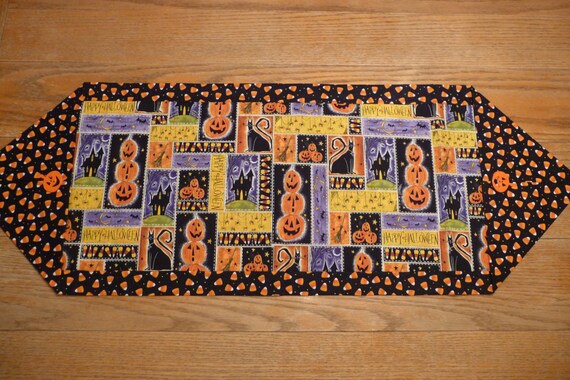 Halloween Table Runner - Etsy