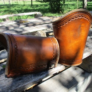 Classic Cowboy Leather Roping Cuffs With Antique Finish...read ENTIRE ...